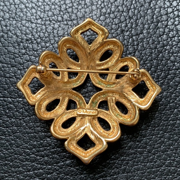 Monet | Jewelry | Vintage Monet Modernist Brooch Pin | Poshmark
